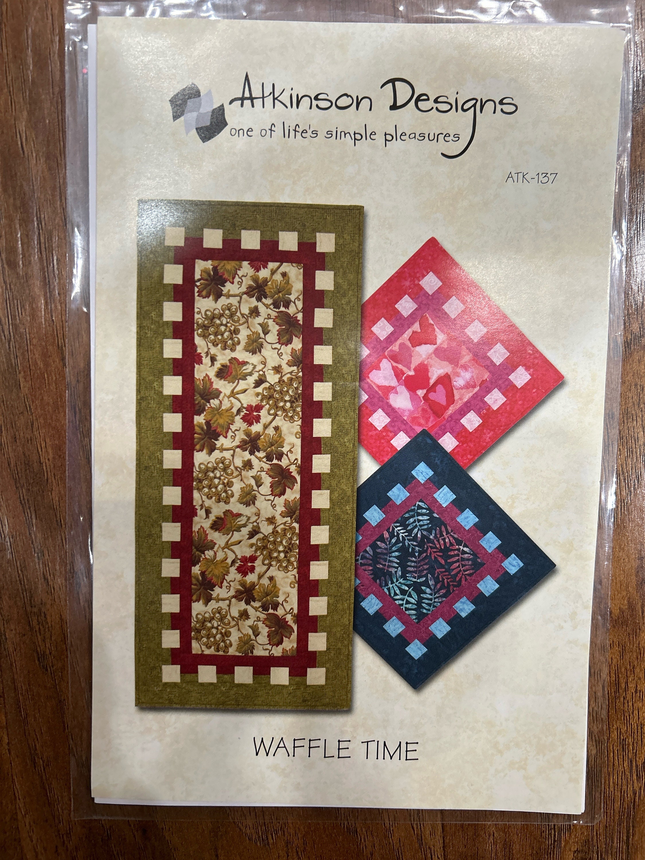 Atkinson Designs Quilt Patterns Tablerunner Pattern Handmade Quilt ...