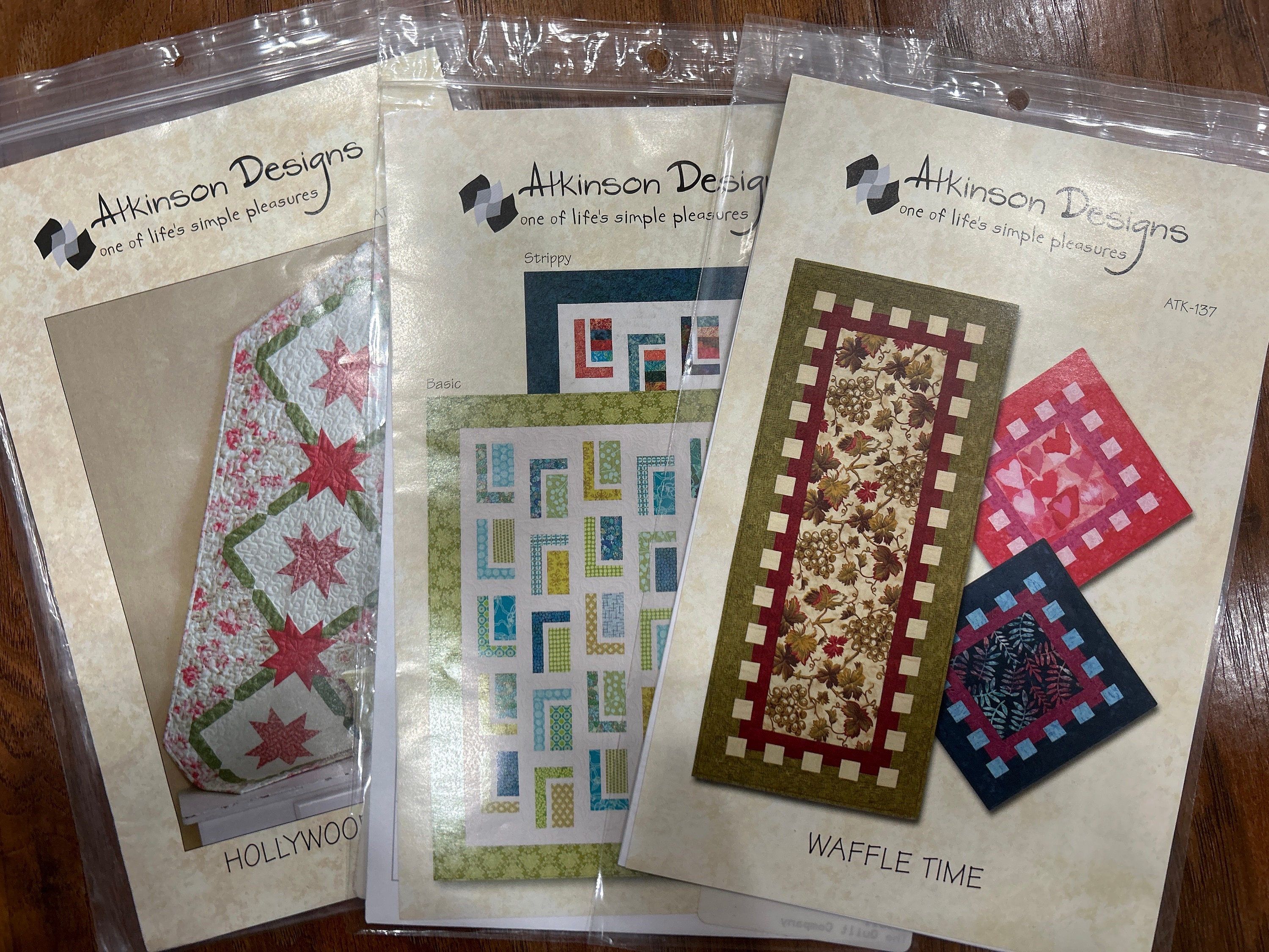 Atkinson Designs Quilt Patterns Tablerunner Pattern Handmade Quilt