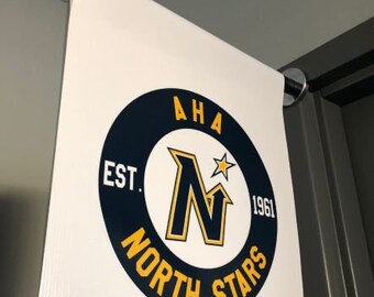 Magnetic Hockey Stick Banner for Locker Rooms - Etsy Canada