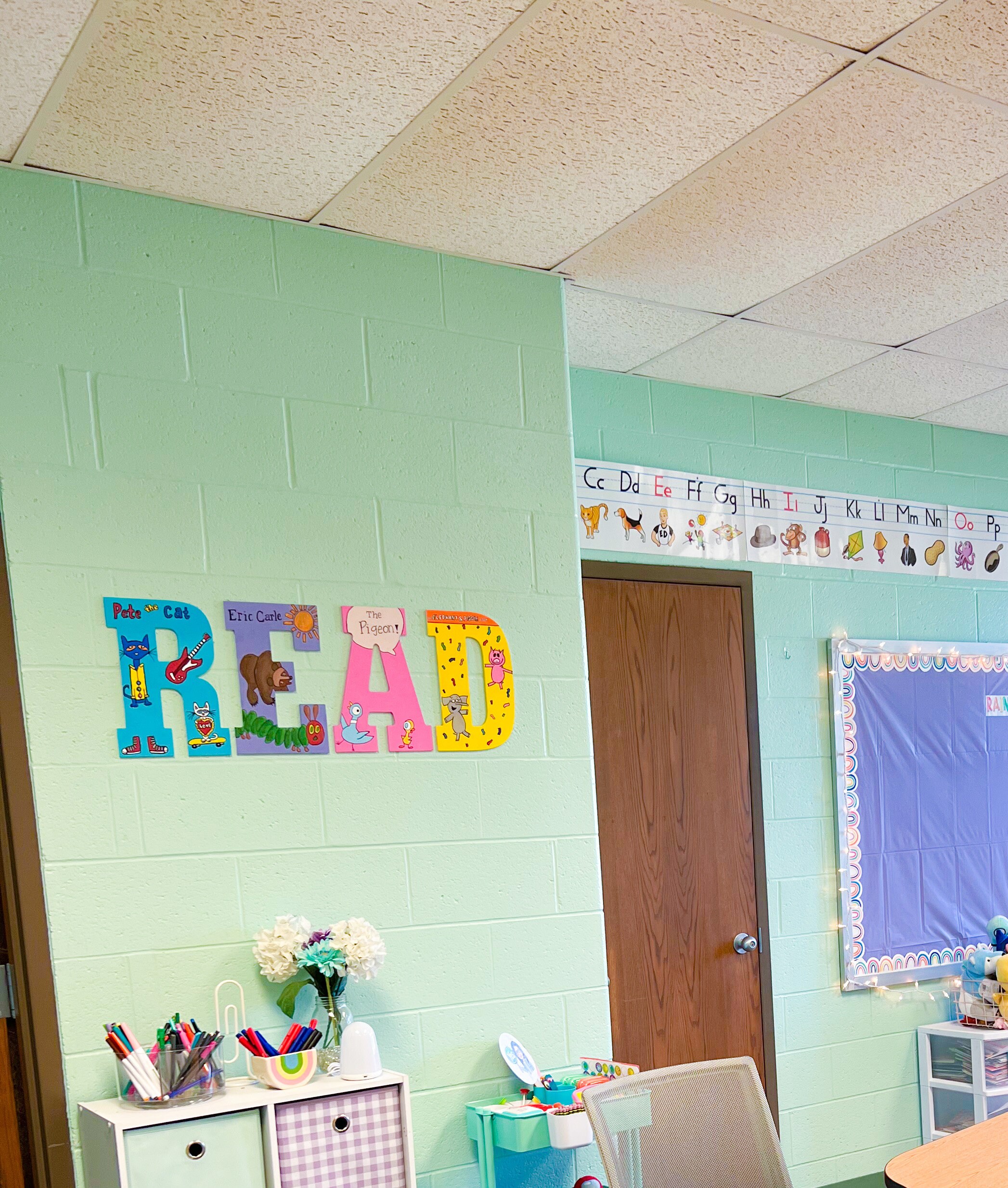 Hand Painted Story Book Letters | READ, Classroom Decor, Gift for ...