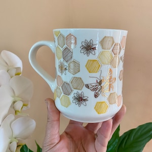 Bees and Flowers Themed Coffee Mug, Bees Minimalist Coffee Cup, Cute Bee Mug, Mothers Day Mug ...