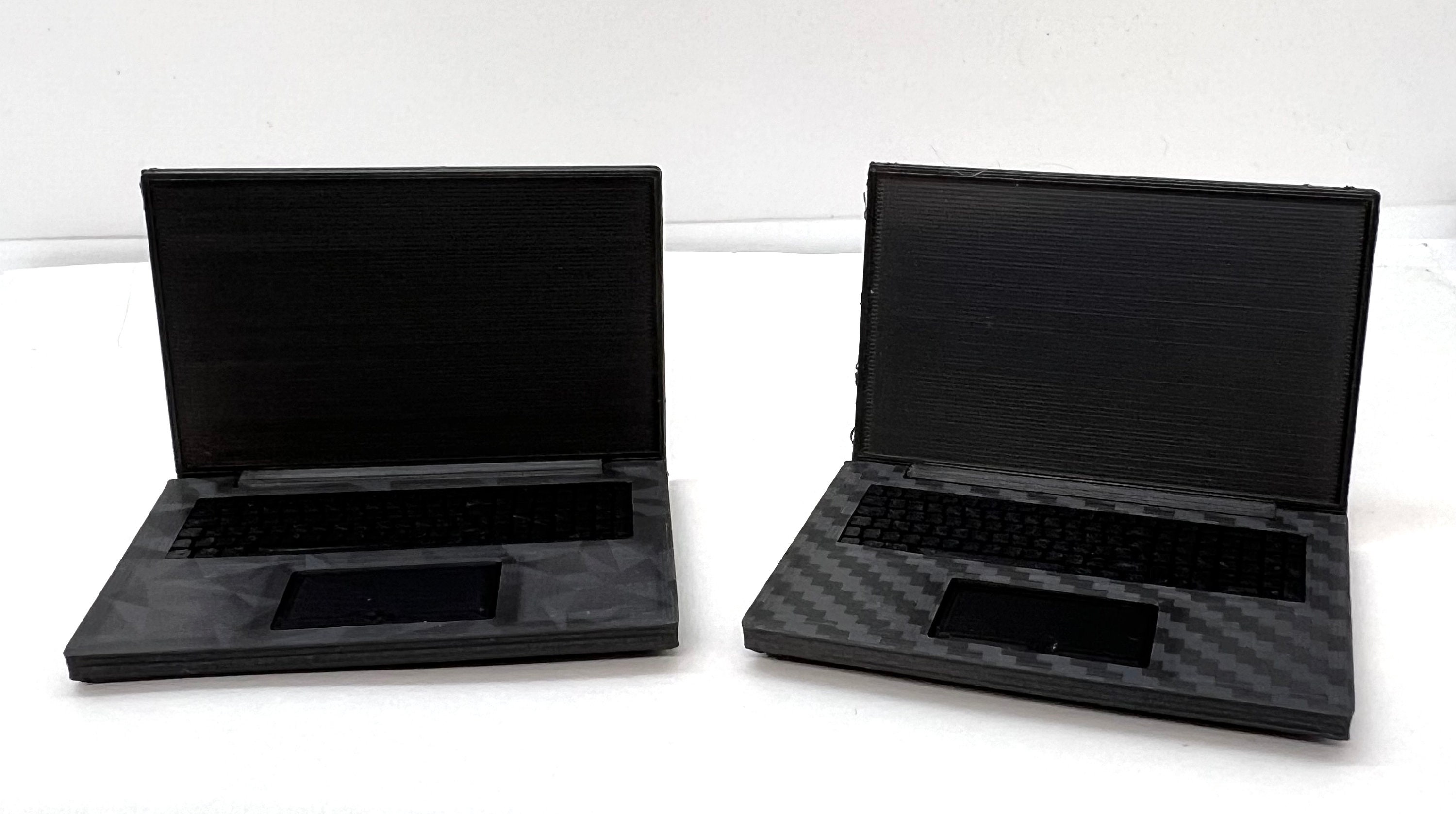 1:6 Scale Laptop, Dollhouse Laptop, Miniature Computer - Etsy Finland