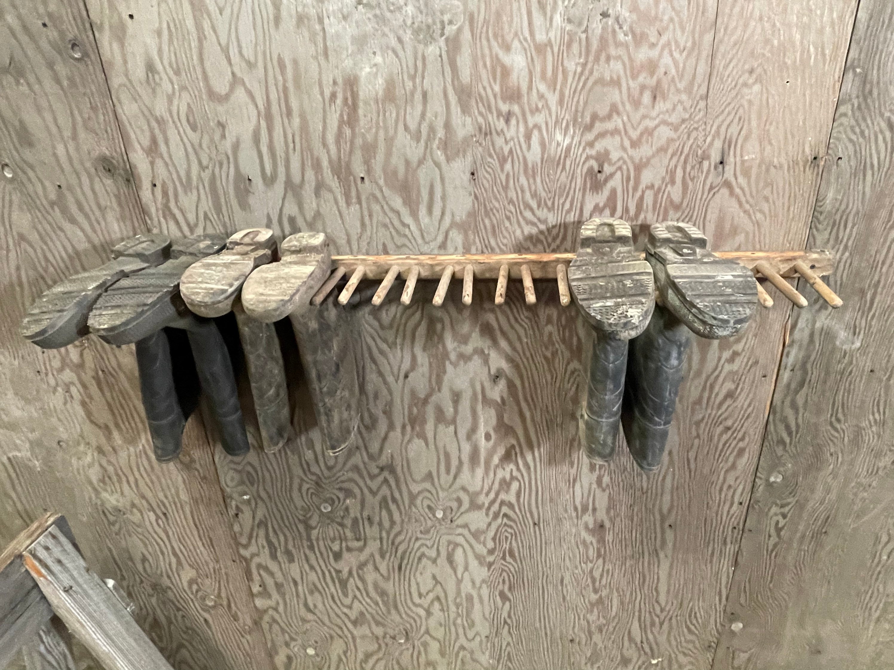 1 Vintage 6 Pair Rubber Mud Boot Wall Storage Rack 51-1/4 X 7-1/4 Row ...