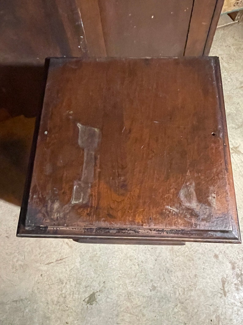Antique Solid Walnut Masonic Emblem Adorned Pedestal 29” T X 20-1/2 ...