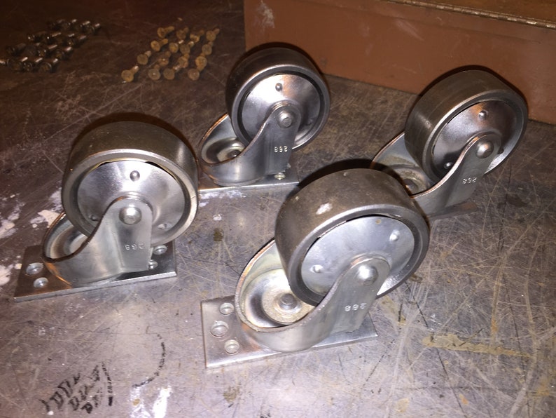 Set of 4 Bassick Industrial Casters W/ String Guard 3-1/4” Height -cast ...
