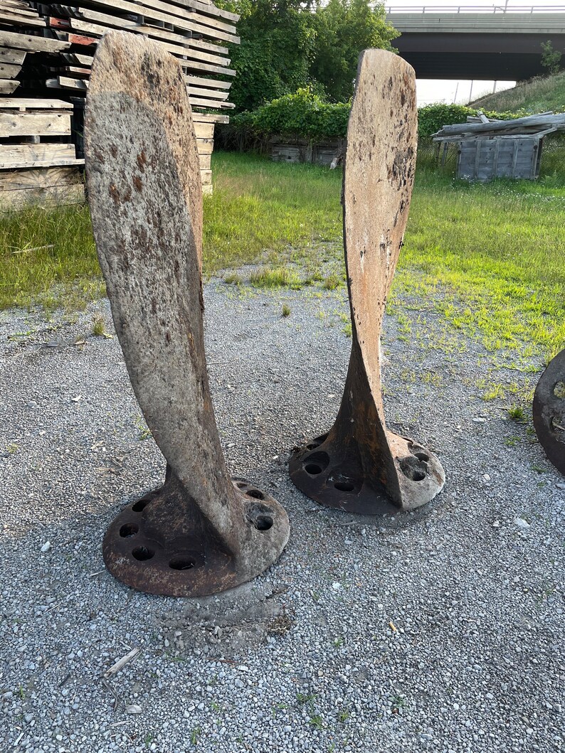 1 Large Ships Prop Bolt on Fin Perfect for Nautical Theme Standing ...