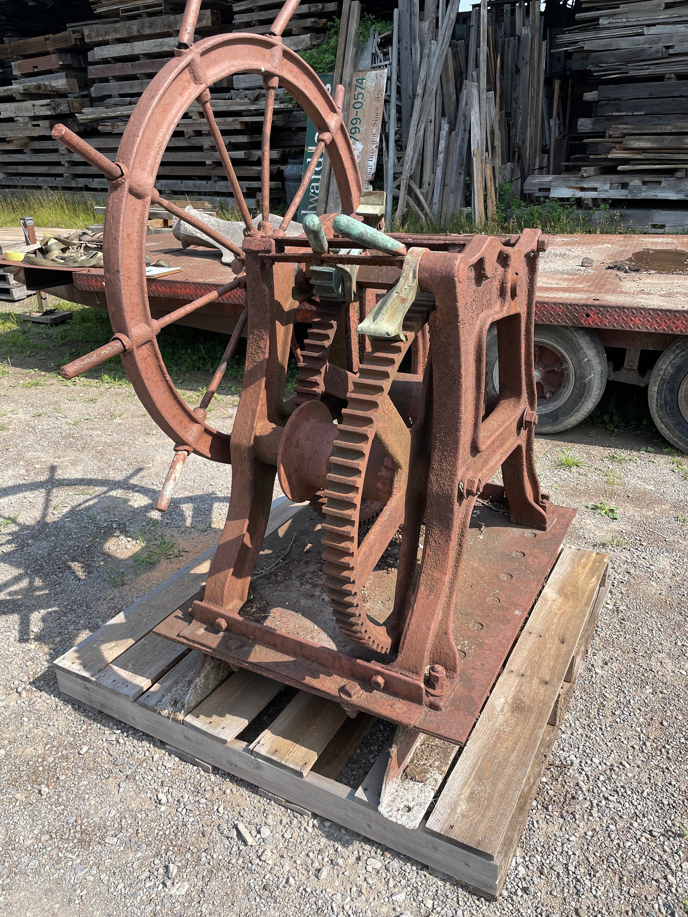 Maritime Antique 53” Ships Wheel & Functional Steering Assembly Cast ...