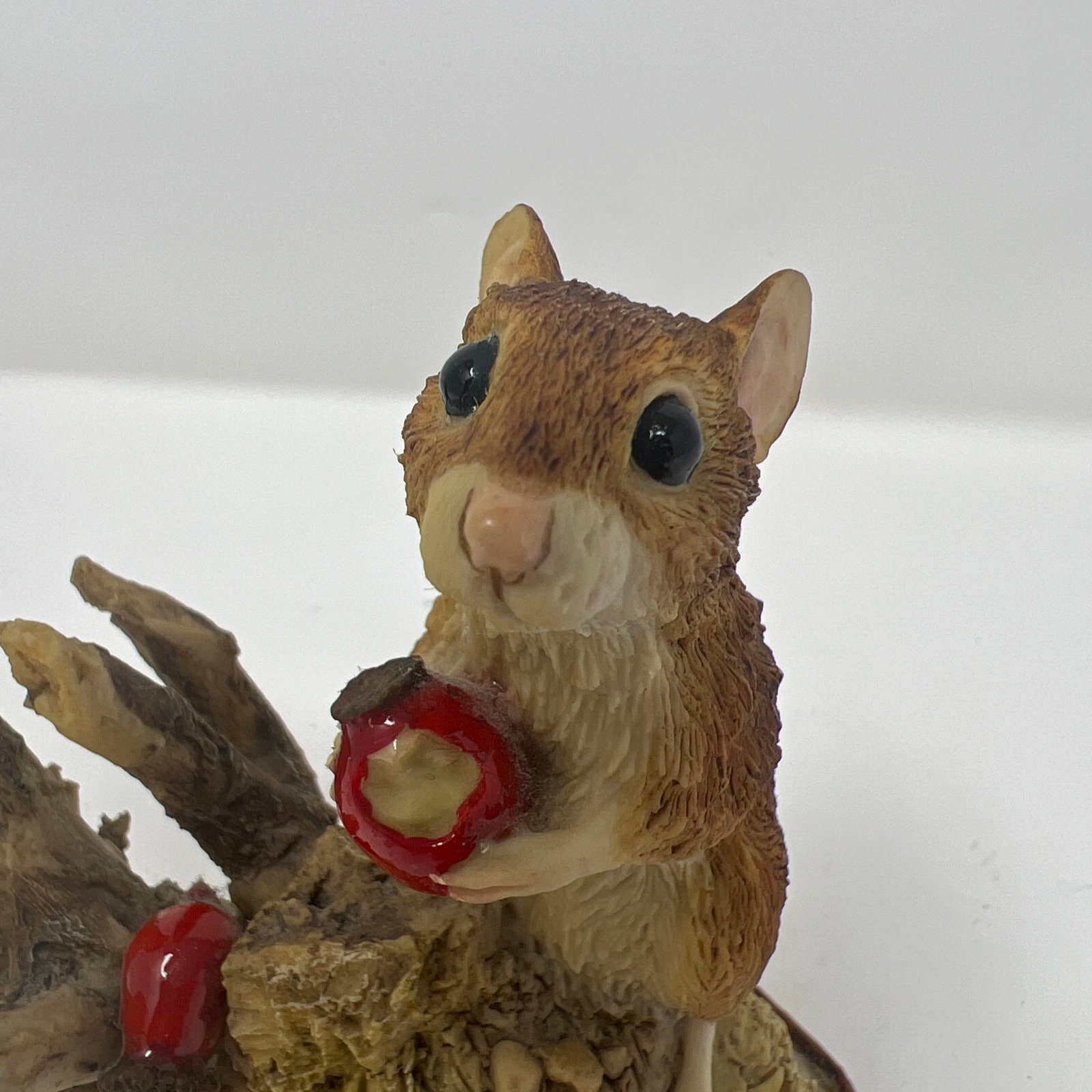Vintage Mouse Eating Berries on A Stump Natures Heritage - Etsy