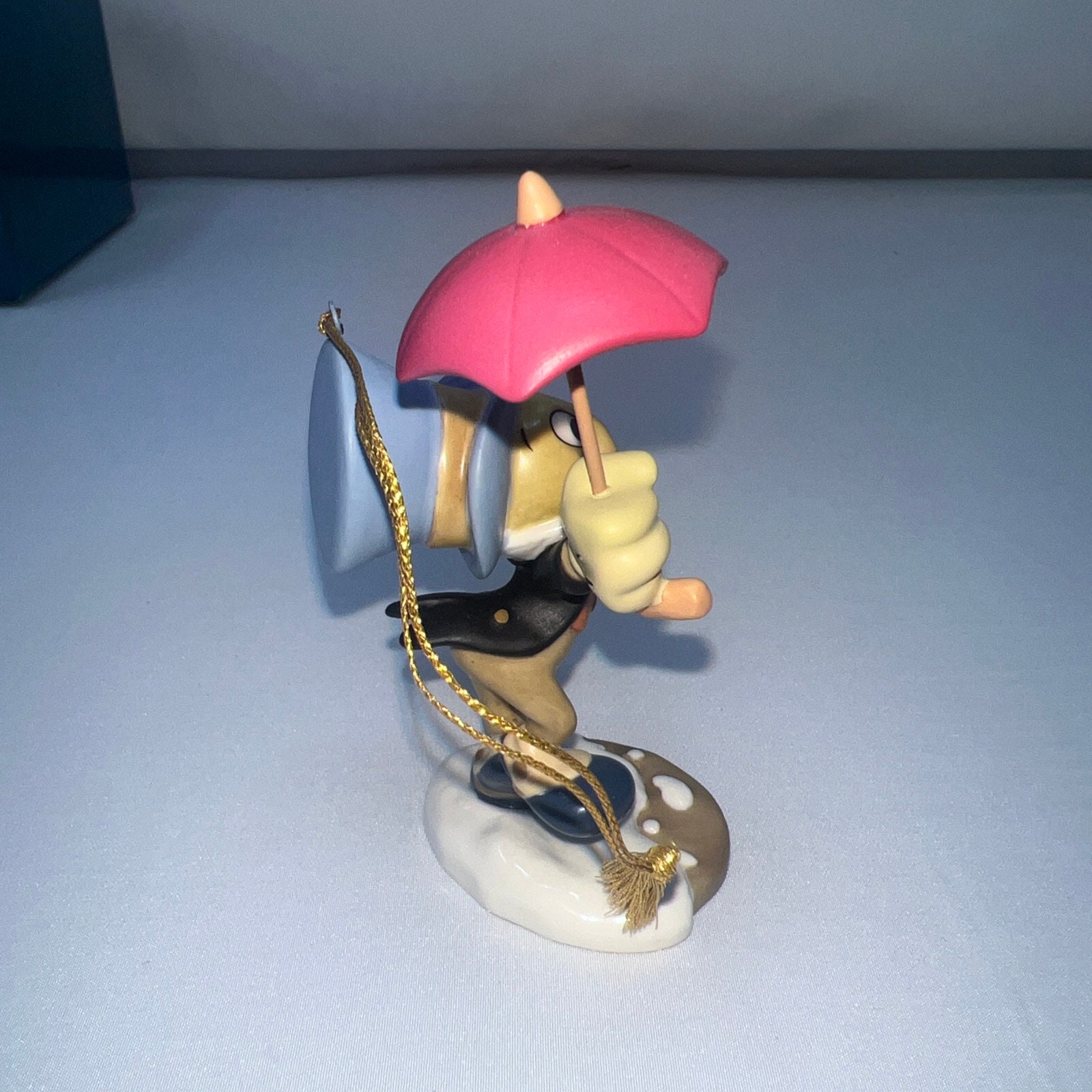 WDCC Mickeys Christmas Carol Ghost of Christmas Past Jiminy Cricket ...
