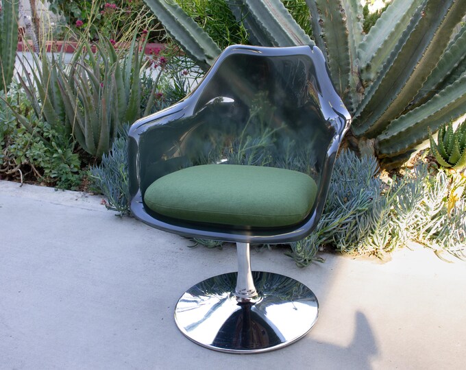 1 Out of 2 Italian Vintage Cane and Chrome Cantilever Chairs, Style of ...
