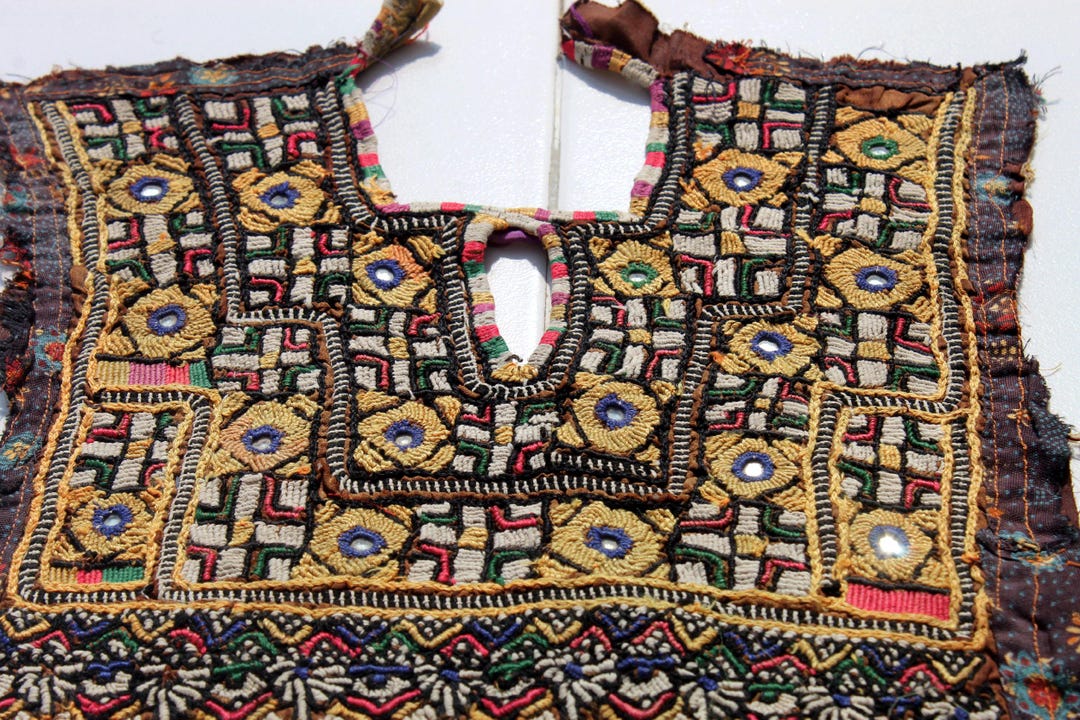 Heavy Mirror Work Neck Yokes Sindh Embroidery Patches Traditional ...