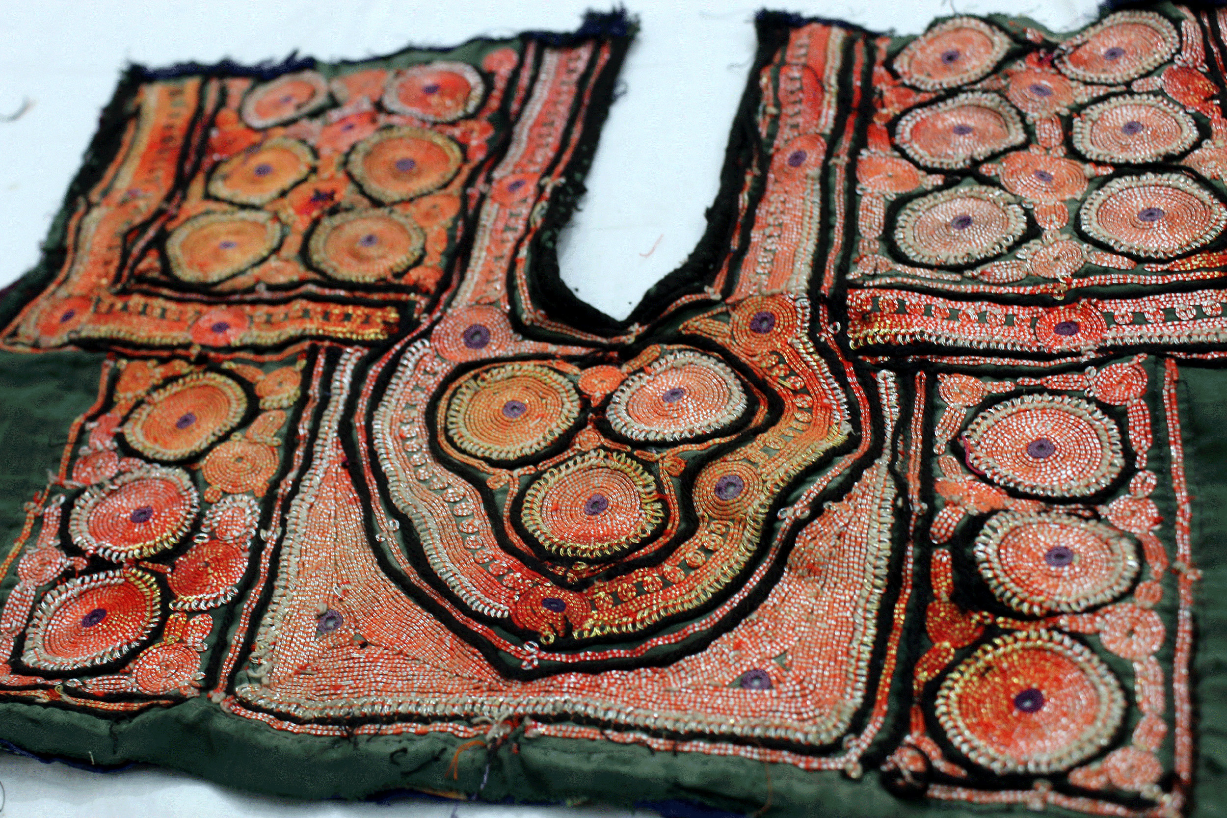 Vintage Kutch Embroidery Textile ,indian Banjara Tribal Quilting Scraps ...