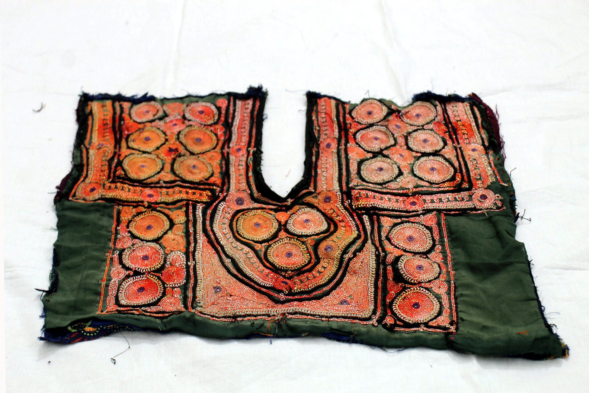 Vintage Kutch Embroidery Textile ,indian Banjara Tribal Quilting Scraps ...
