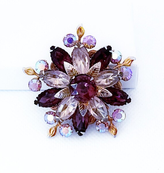 Pink Rhinestone Brooch Lavender Gem