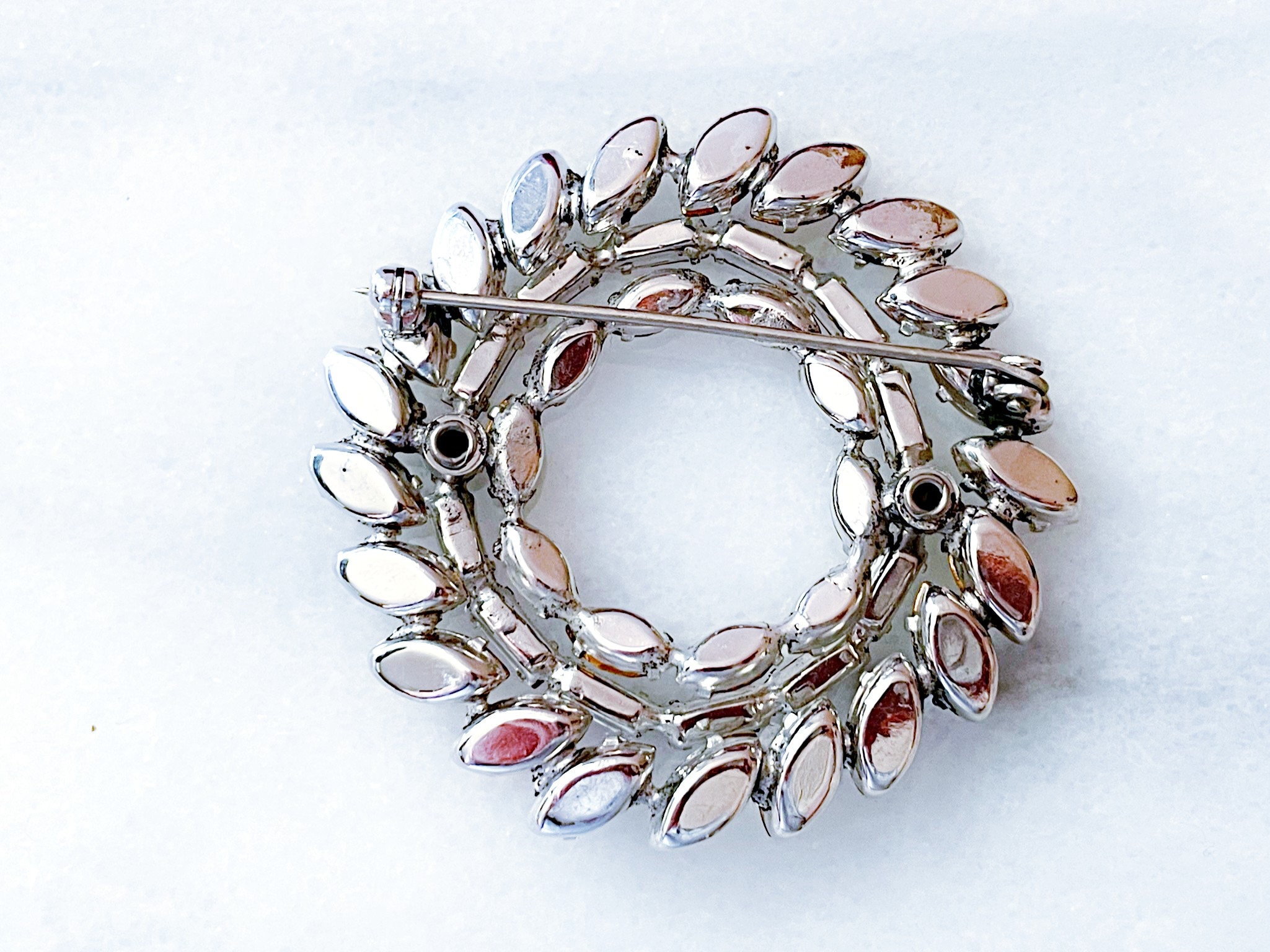 Brilliant Vintage Rhinestone Eternity Brooch - Etsy