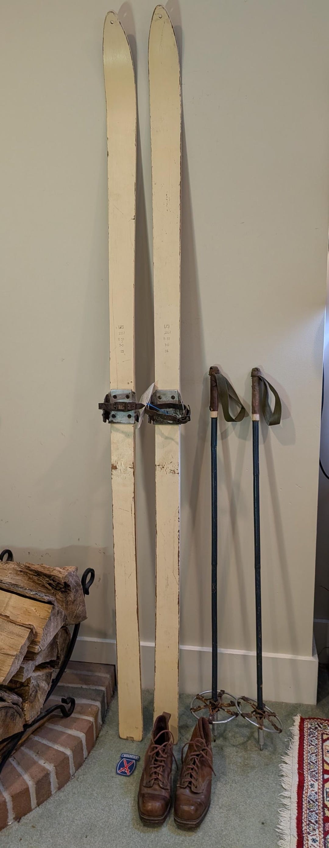 10th Mountain Division of U.S. Army. Complete Set of 1957 Skis ...