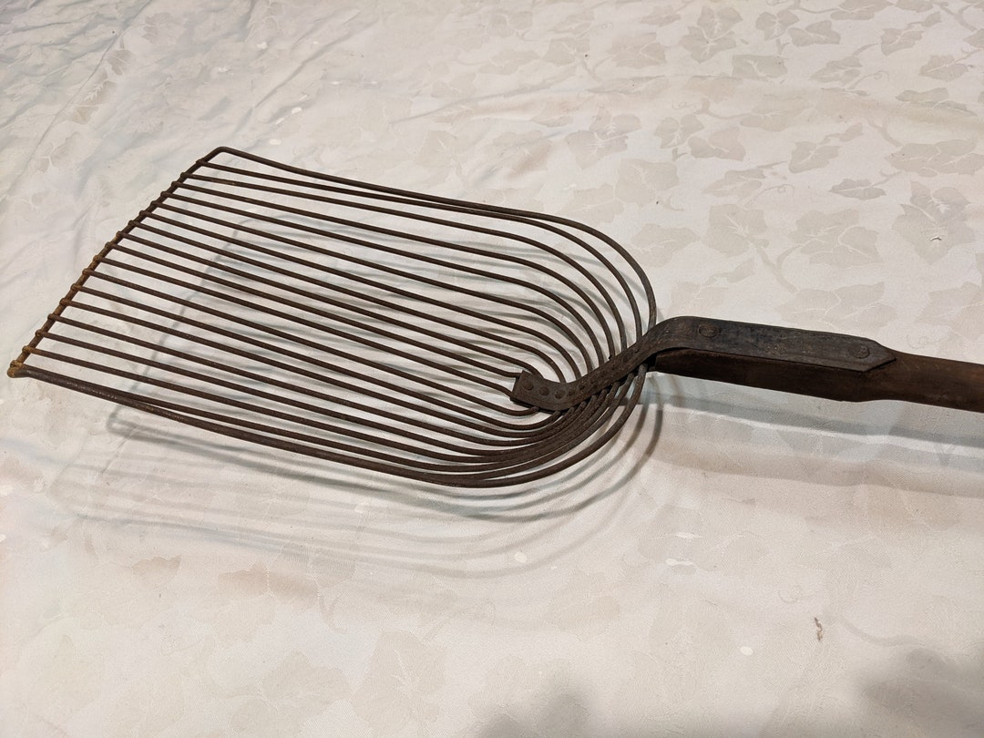Antique Primitive Heavy Wire Potato/corn Cob/manure Shovel. - Etsy