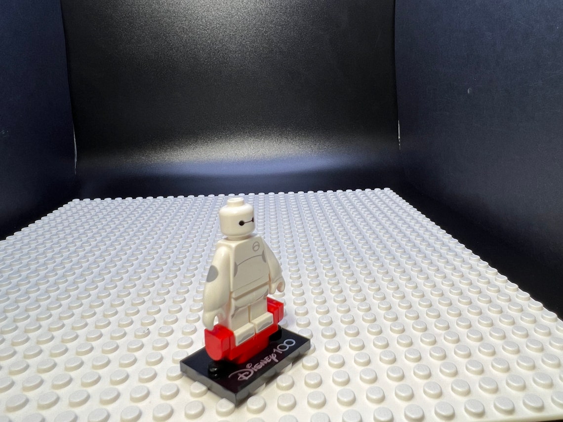 Baymax LEGO® Collectable Minifigure Disney 100 71038. - Etsy