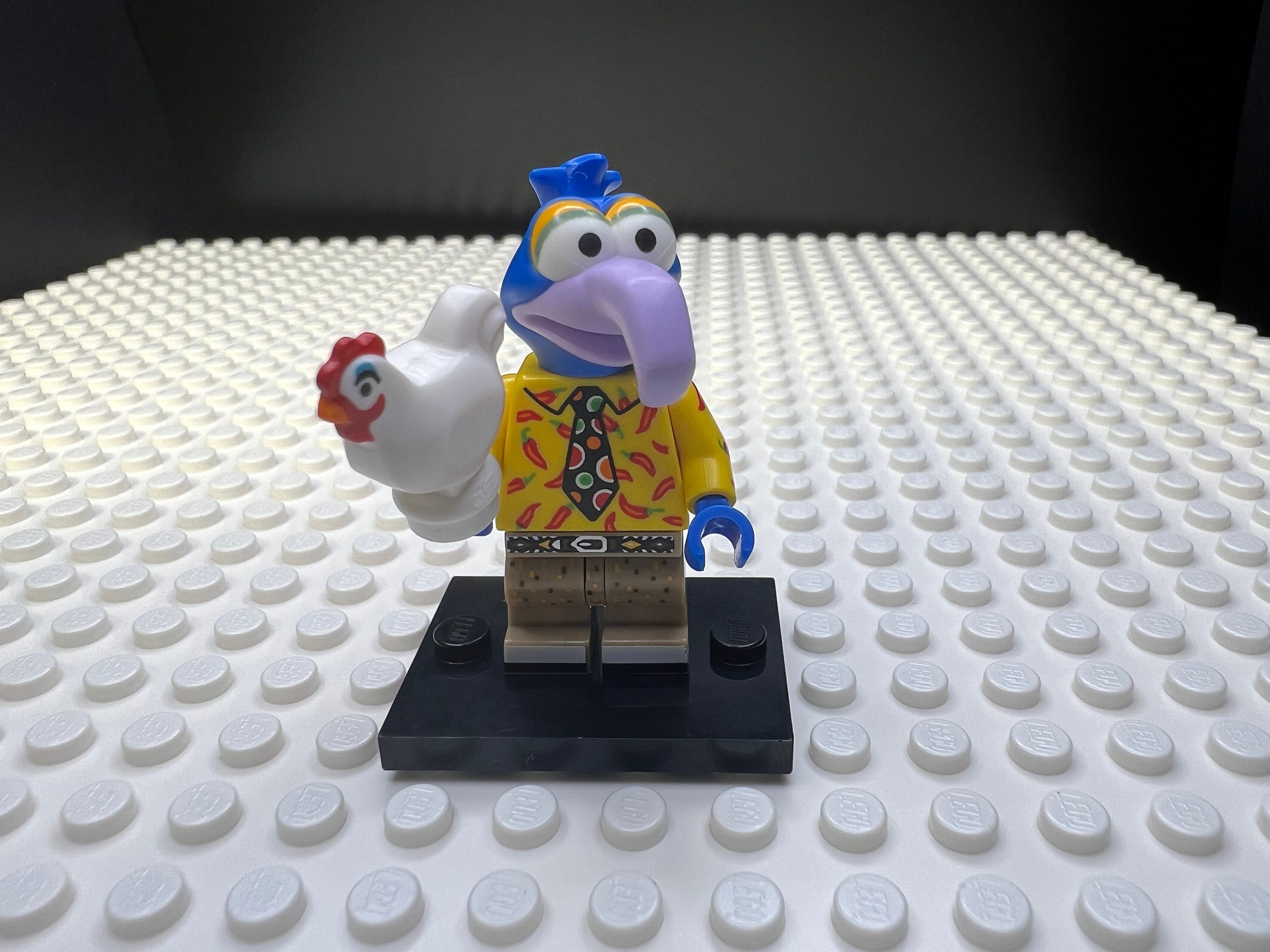 Gonzo LEGO® Muppet Collectable Minifigure 71033. - Etsy