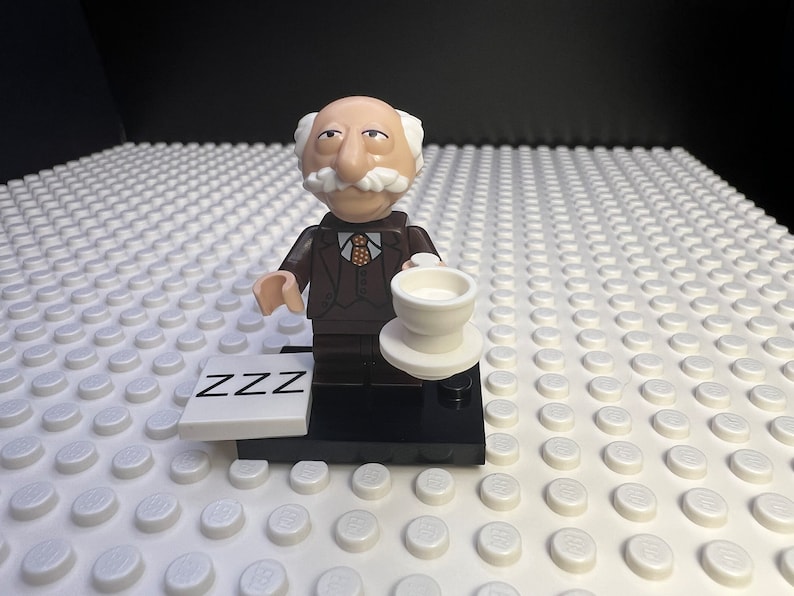 Waldorf LEGO® Muppet Collectable Minifigure 71033. - Etsy