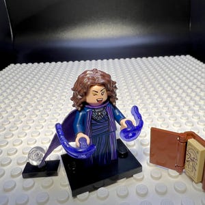 Agatha Harkness, LEGO® Collectable Minifigure Marvel Series 2 71039. - Etsy