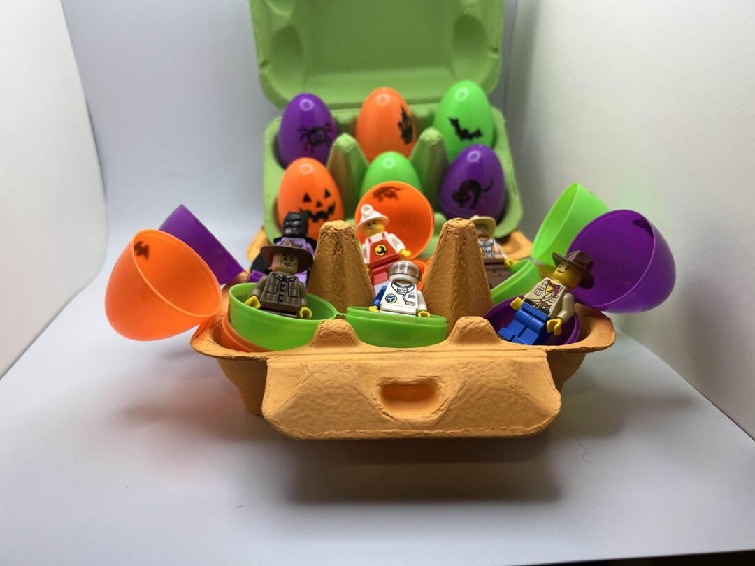 6 LEGO® Minifigure Mystery Halloween Eggs in Colorful 1/2 Dozen Egg ...
