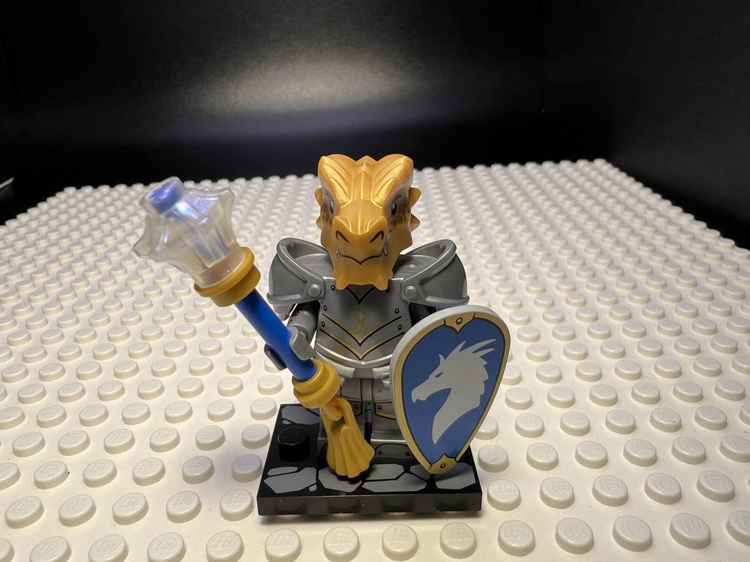 Dragonborn Paladin LEGO® Collectable Minifigure Dungeons and Dragons ...
