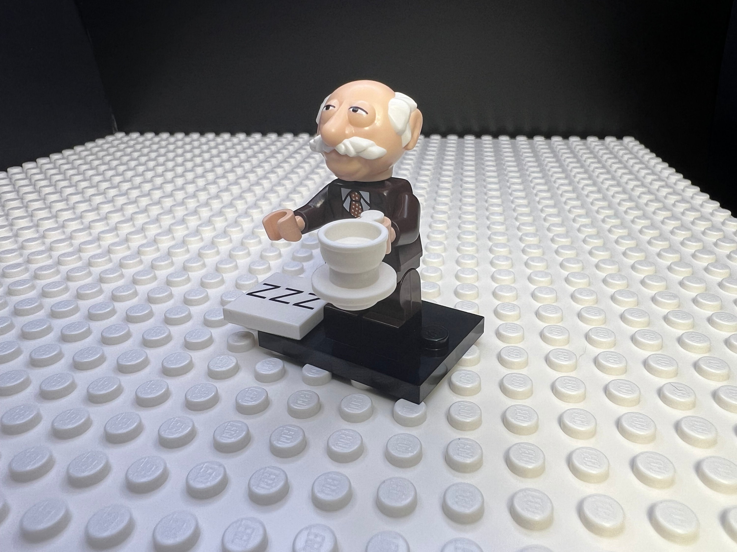 Waldorf LEGO® Muppet Collectable Minifigure 71033. - Etsy