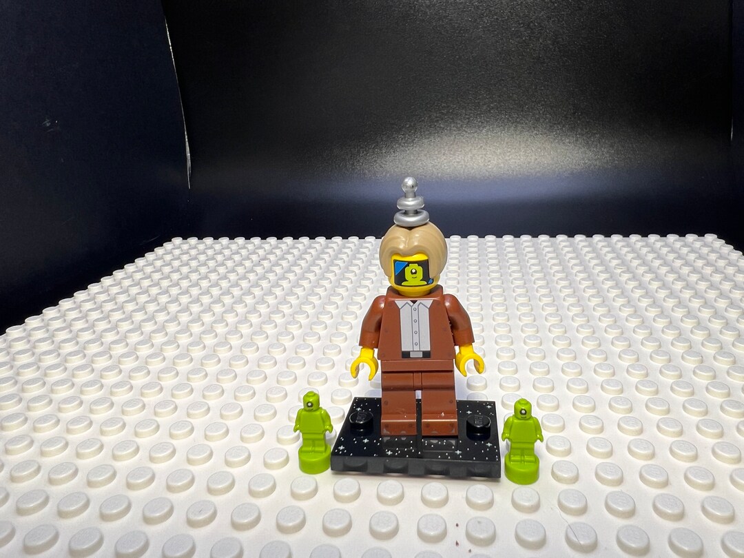 Imposter LEGO® Collectable Minifigure Series 26 71046. - Etsy