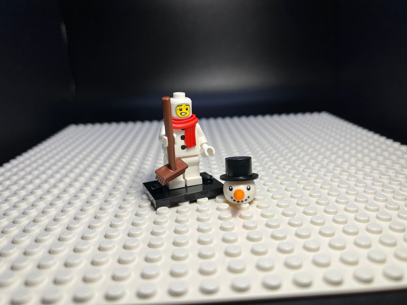 Snowman LEGO® Collectable Minifigure Series 23 71034. - Etsy
