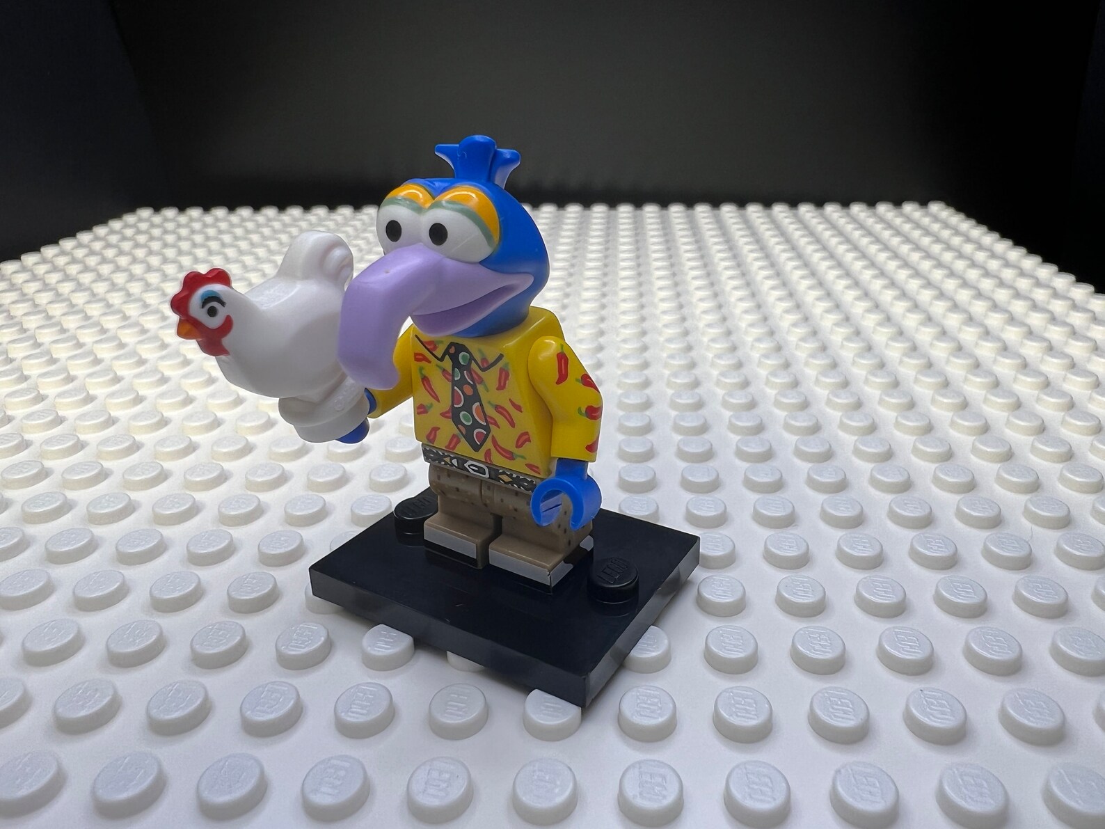 Gonzo LEGO® Muppet Collectable Minifigure 71033. - Etsy