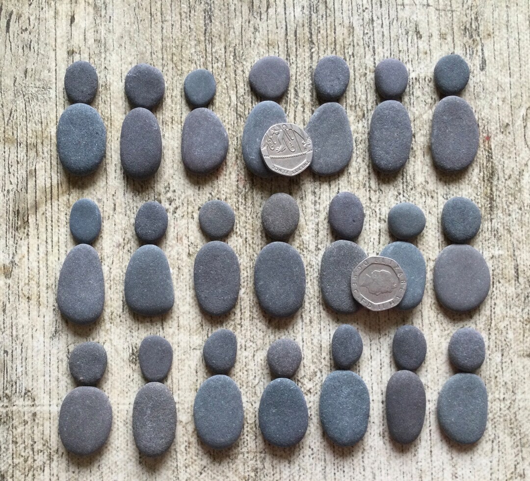 21 Mini Pebble People ,smooth Flat Pebbles Arts,crafts Painting P - Etsy