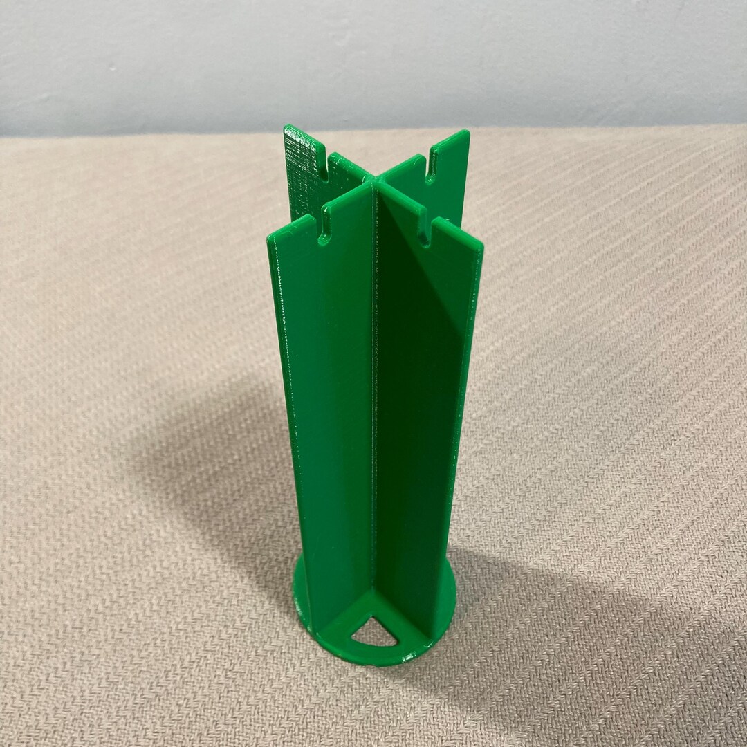 STL File Four Way Gear up Tube Divider Surfcasting Lure Storage Divider ...