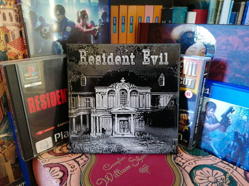 Resident Evil Spencer Mansion Laser Engraved Tile - Video Game Artwork ...