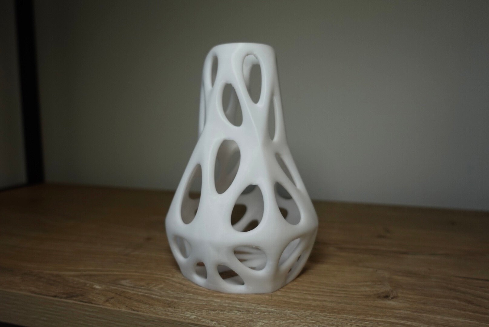 Minimalist 3D Printed Vase, Handmade Abstract Vase, Home Decor, Perfect ...