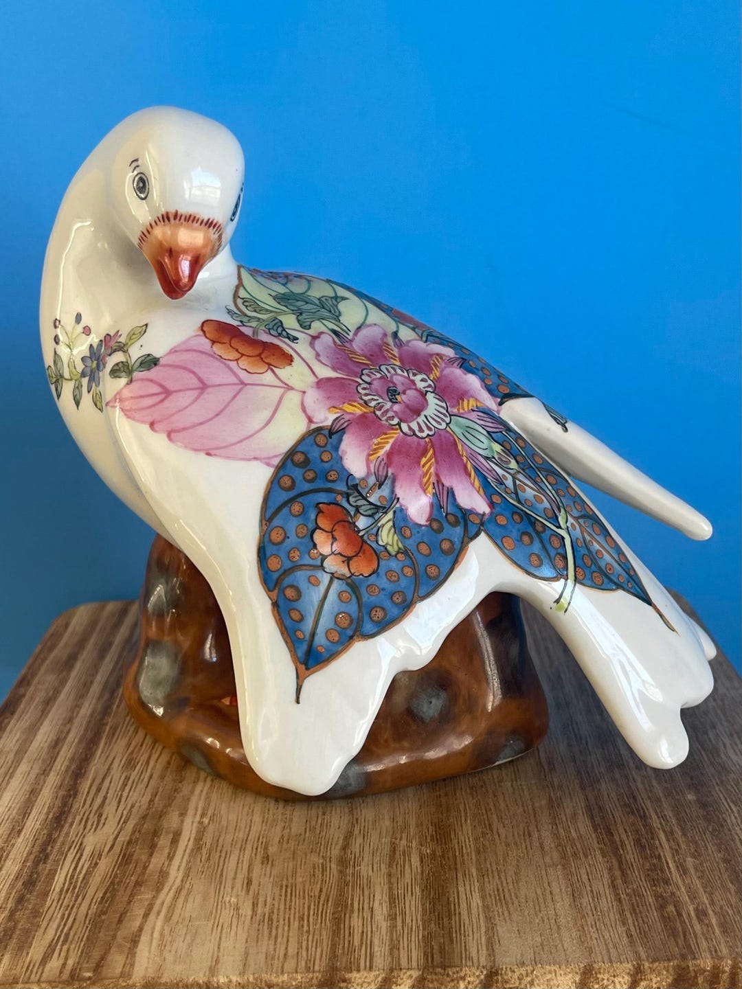Chinese Porcelain Dove Figurine Tobacco Leaf Pattern - Etsy