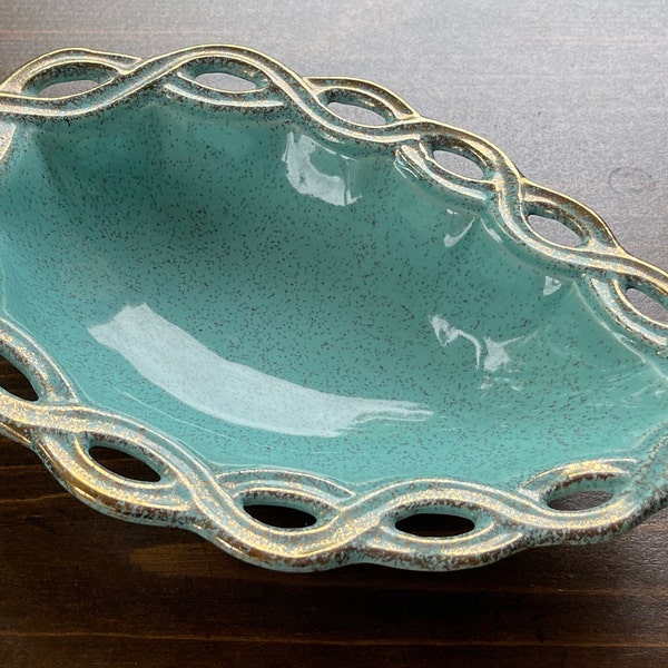 California Original Pottery Leaf Tray - Etsy