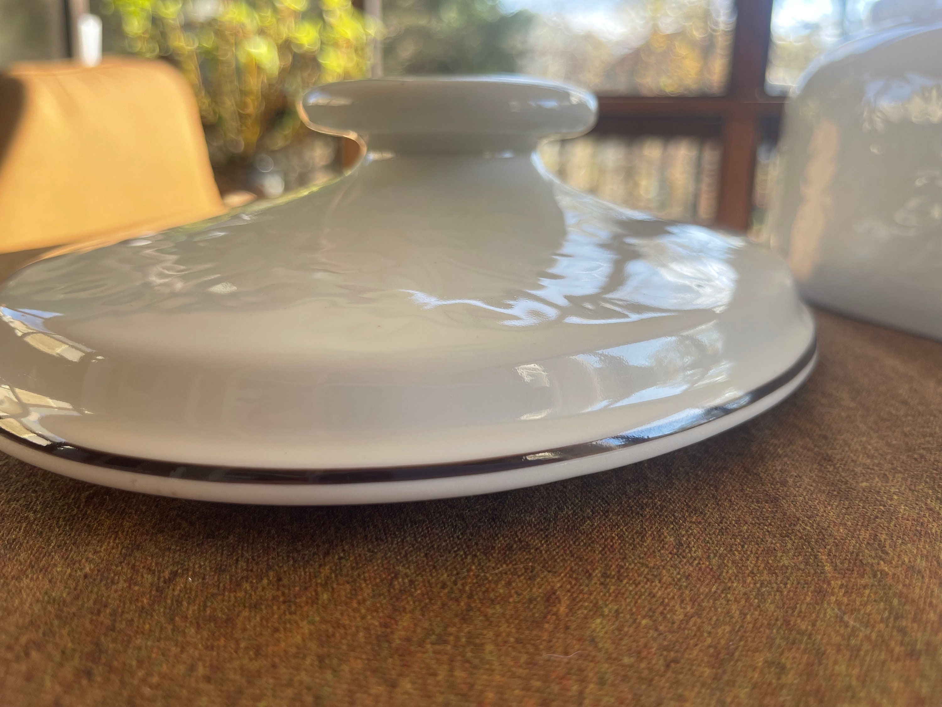 Royal Doulton Made in London Ting Brown Covered Casserole Dish 2.5 ...