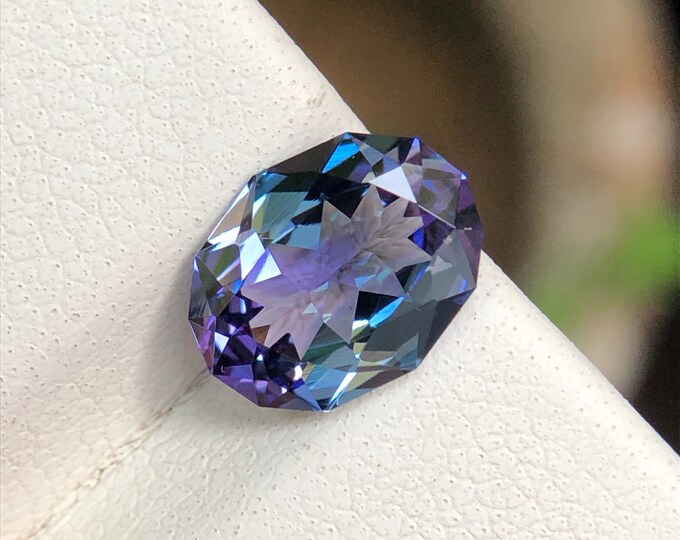 Natural Tanzanite Rare Mermaid Colour , Special Oval Cut , 1.89 Ct ...