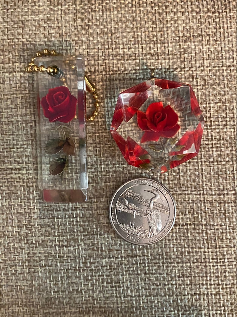 Mid Century Reverse Carved Lucite Flower Jewelry - Etsy