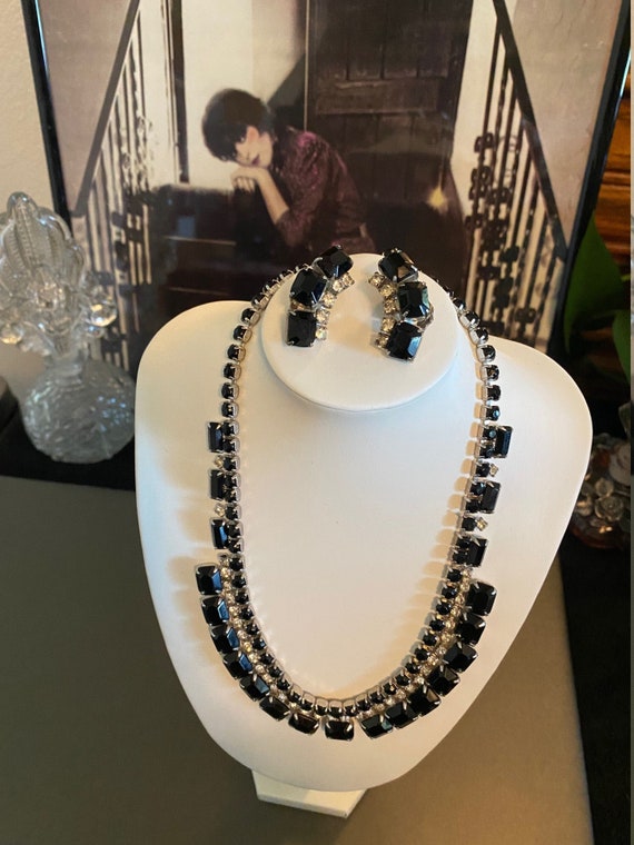 black and clear rhinestones - Gem