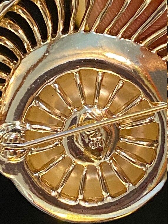 1956 Sarah Coventry (SAC) Pearl Flight Brooch and Ear… - Gem