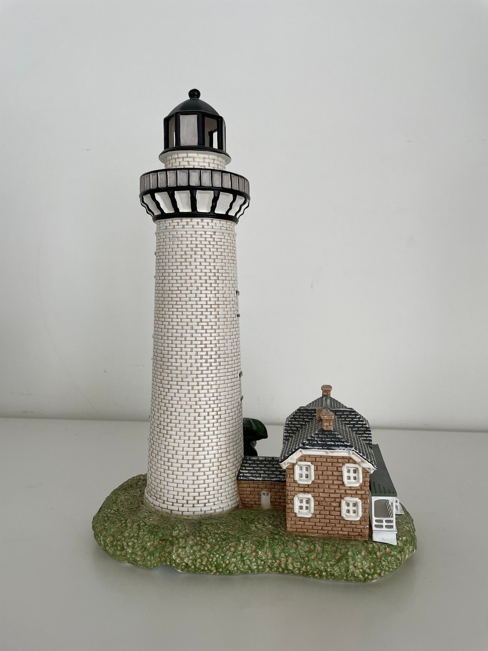 St. Simon's Island Lighthouse Lefton Lighthouse Georgia Lighthouse ...