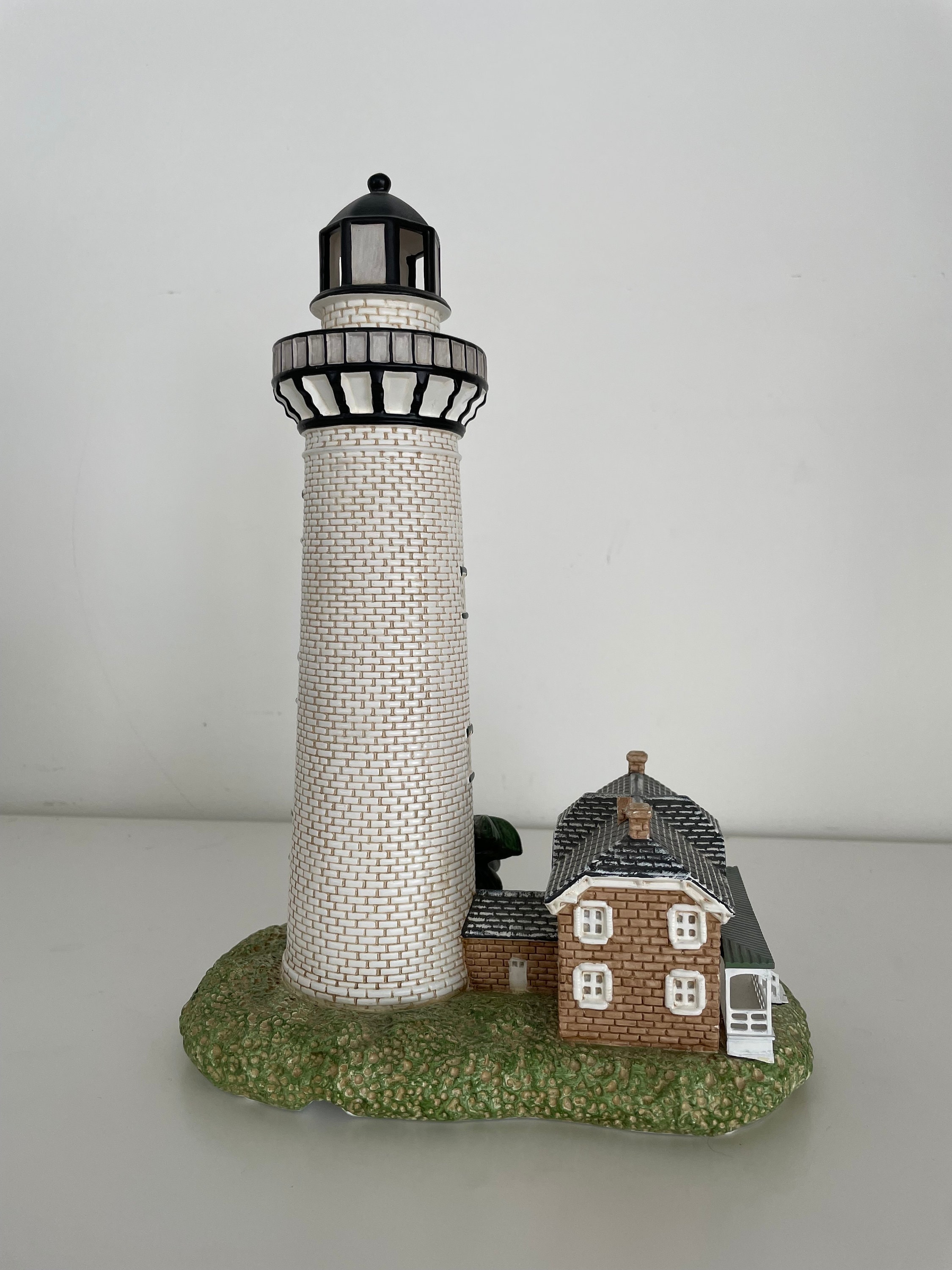 St. Simon's Island Lighthouse Lefton Lighthouse Georgia Lighthouse ...