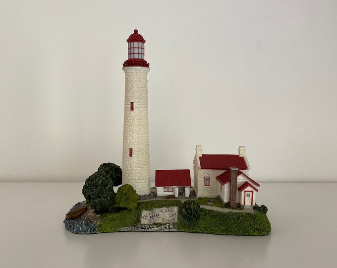 Cove Island Lighthouse - Harbour Lights - Canadian Lighthouse - Resin ...