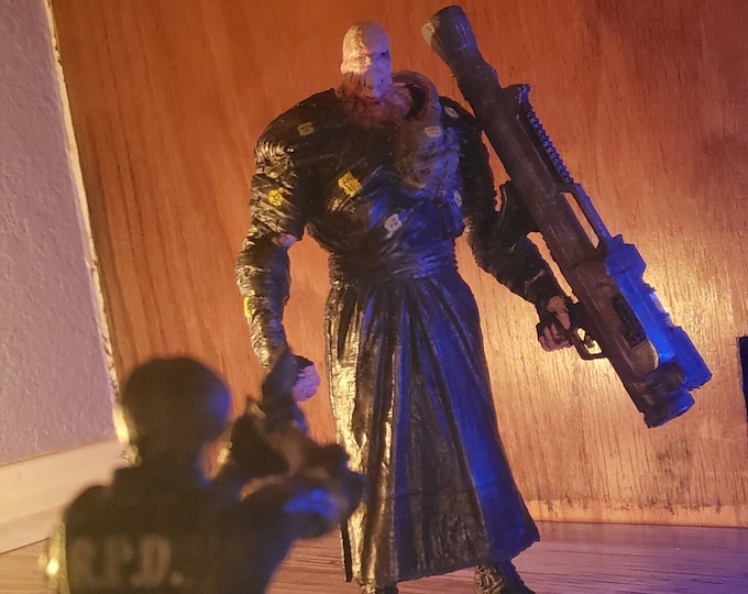Resident Evil Nemesis Figure - Etsy