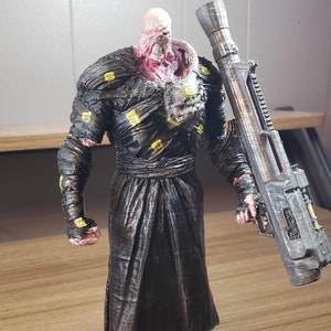 Resident Evil Nemesis Figure - Etsy