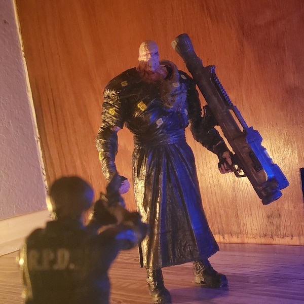 Resident Evil 3 Nemesis Figure - Etsy