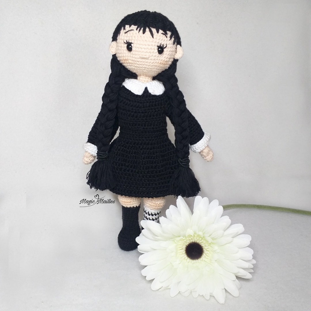 Tutoriel de Crochet Mercredi Adams 99 % SANS couture d'assemblage ...