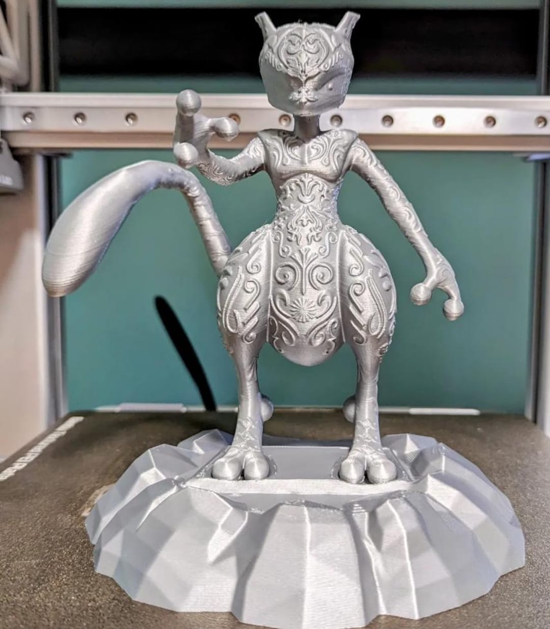 Ornamental Mewtwo Display Decorative Pokemon Statue, 190mm Tall ...